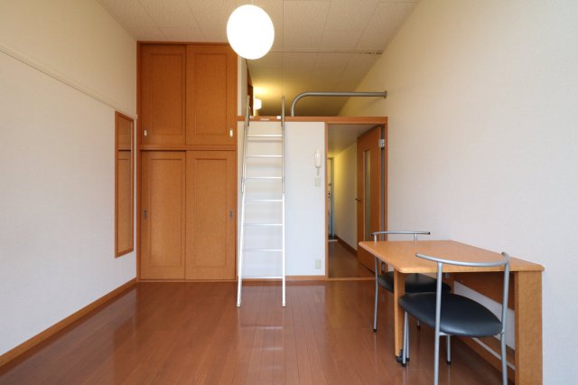 [Kyoto] Apartments for Rent in Kyoto-shi Yamashina-ku｜YOLO HOME
