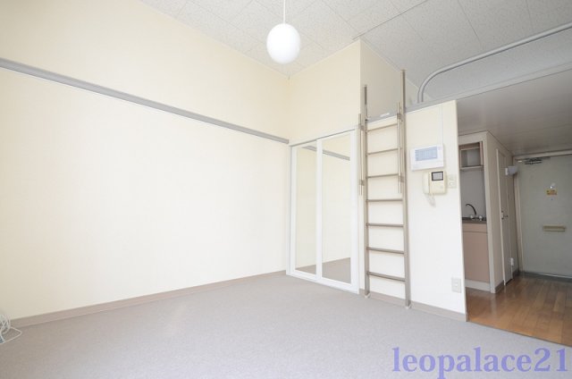 [Osaka] Apartments for Rent in Sakai-shi Sakai-ku｜YOLO HOME