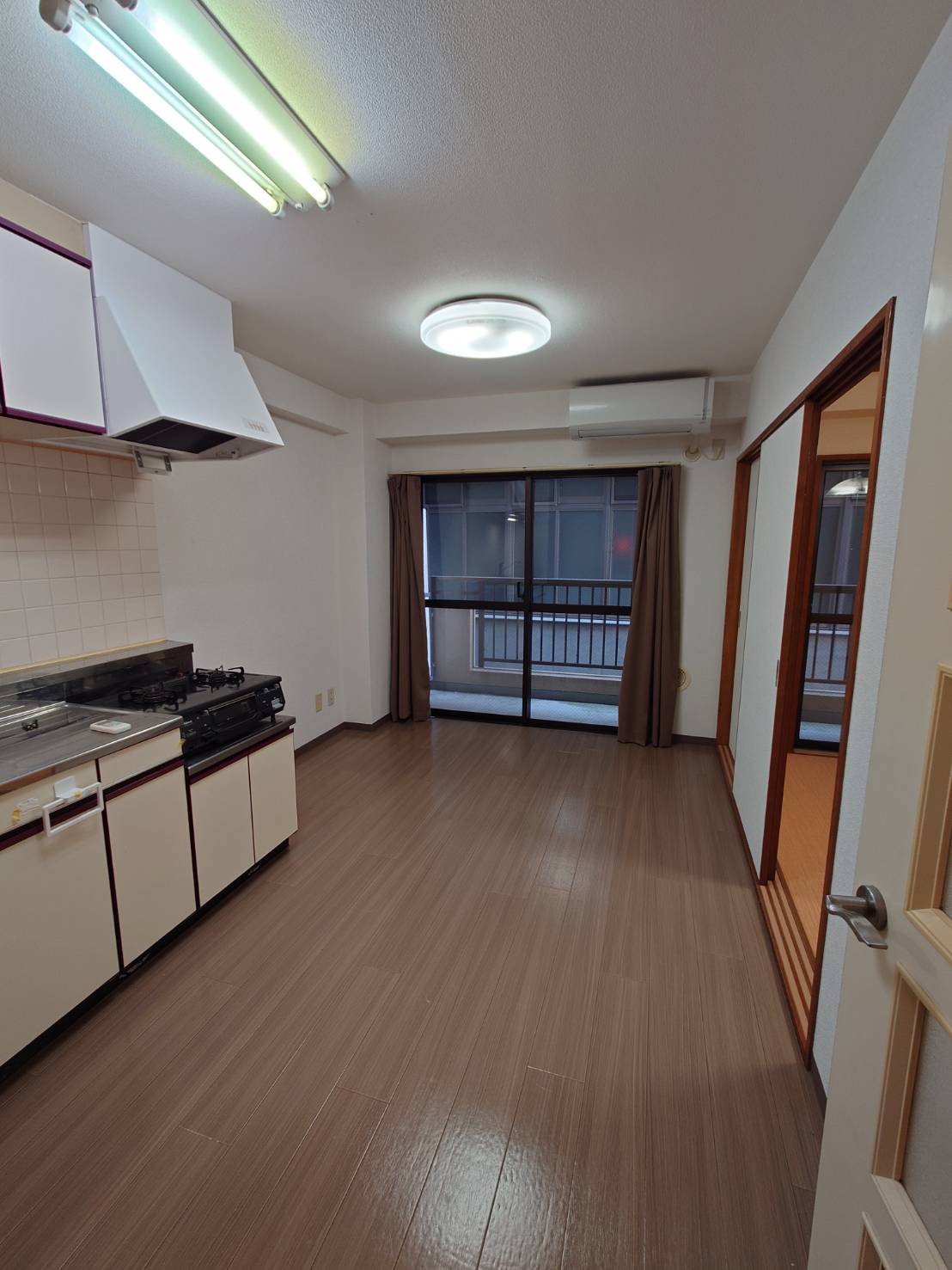 【YOLO HOME】横浜市磯子区、賃料¥89,000、2DK / 42.39m²、新杉田、マンション サンライトツチヤ 202｜留学生・外国人向け賃貸アパート・住宅情報・部屋探し